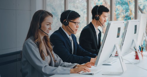 Overcome Cloud & AI Challenges for Contact Centers with Wipro & AWS