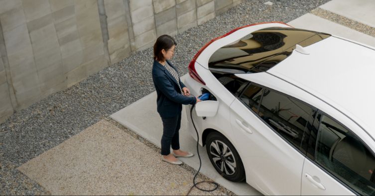 Automotive Infotainment with Google Accreditation for AAOS Compliance ...